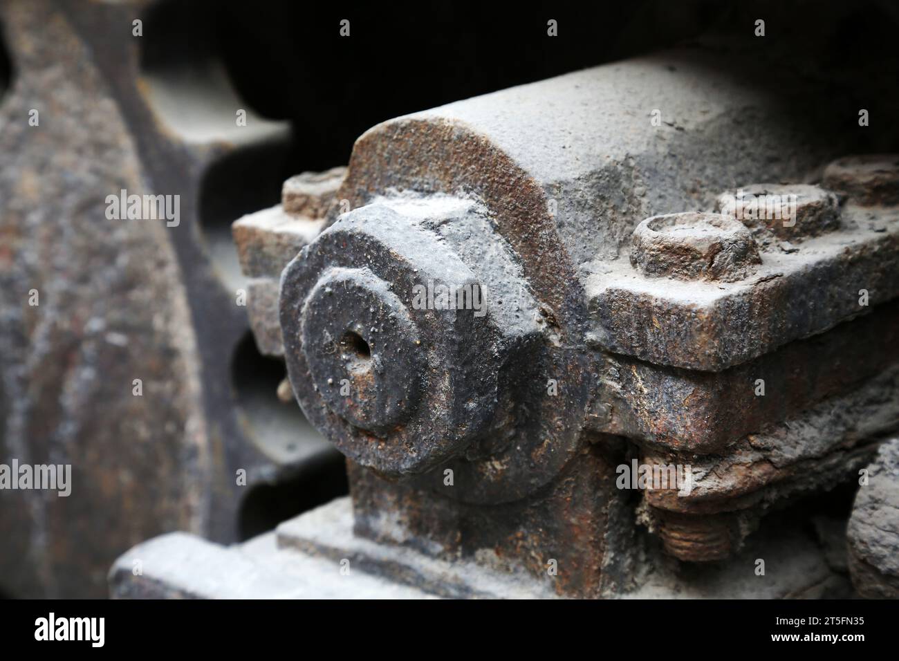 Scrap metal parts hi-res stock photography and images - Alamy