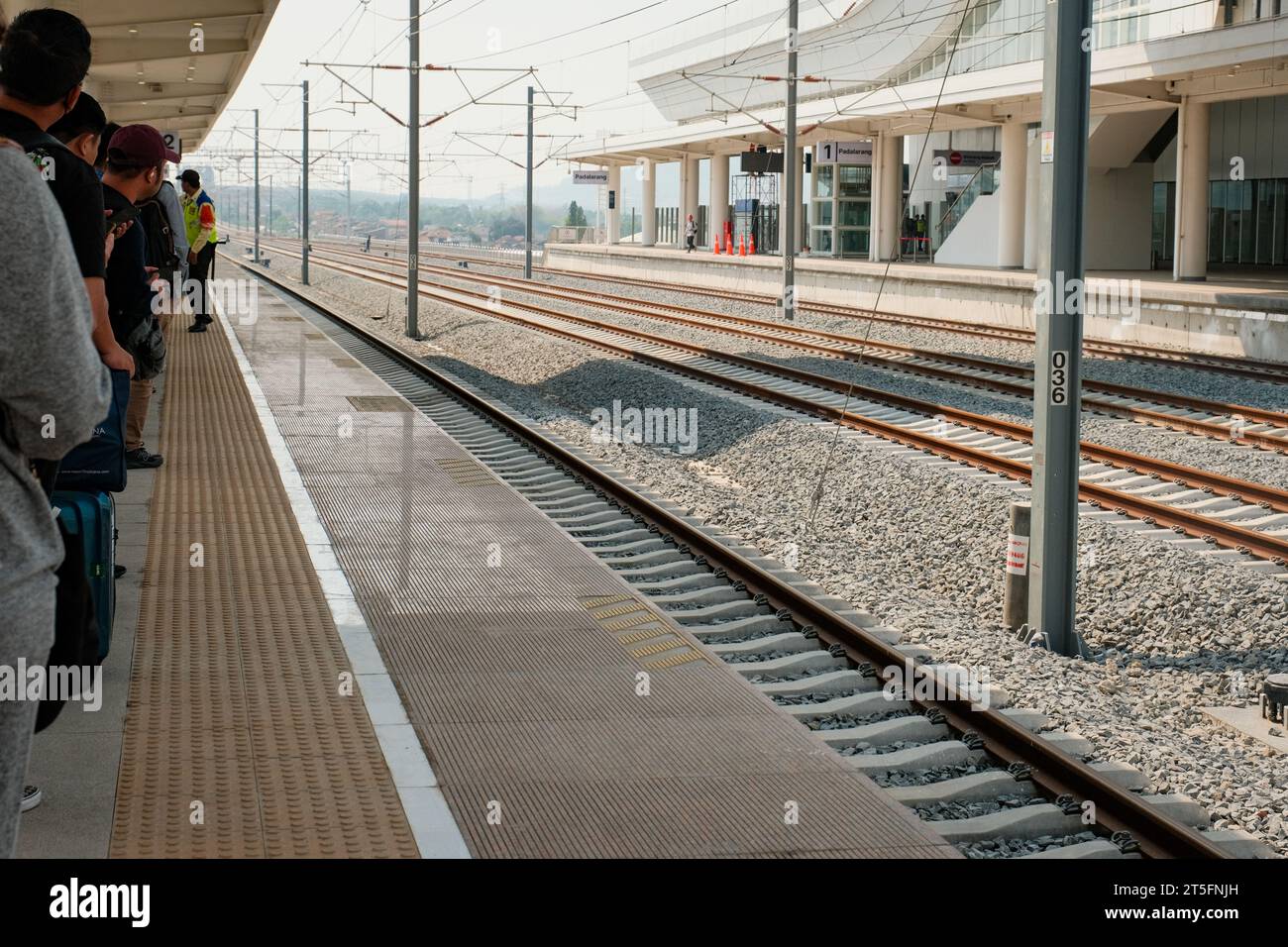 Whoosh high speed train hi-res stock photography and images - Alamy