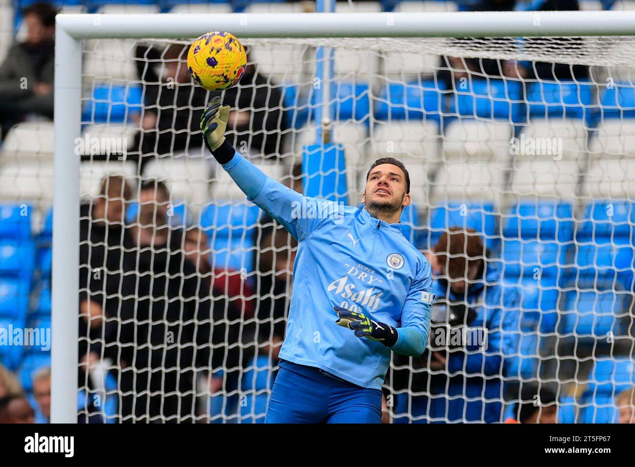 Ederson #31 of Manchester City during the warm-up ahead of the Premier ...