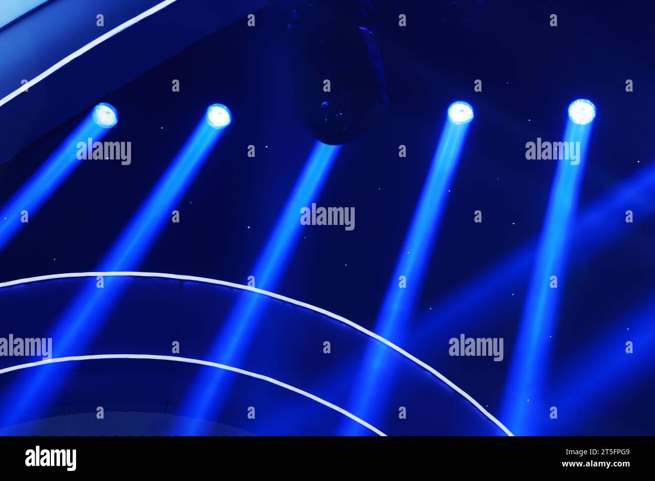 stage lighting effect in the dark Stock Photo - Alamy
