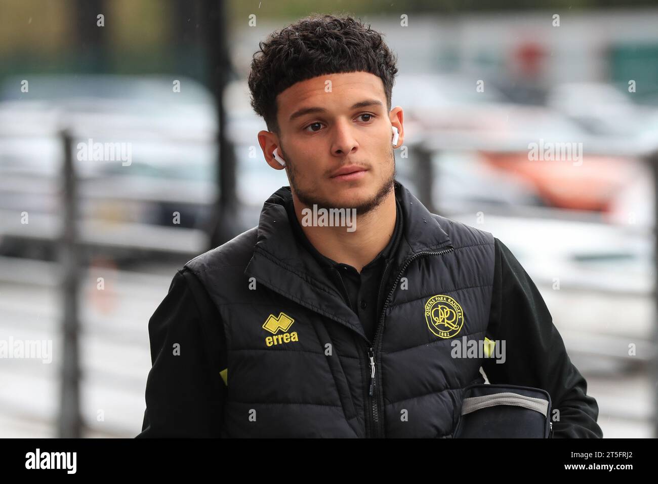 Aaron drewe of queens park rangers hi-res stock photography and images ...