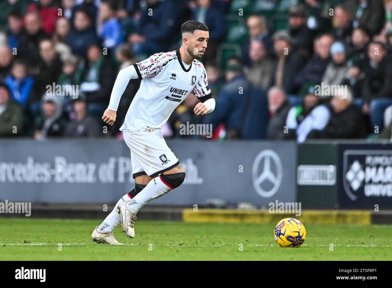Sam Greenwood #29 of Middlesbrough makes a break with the ball during ...
