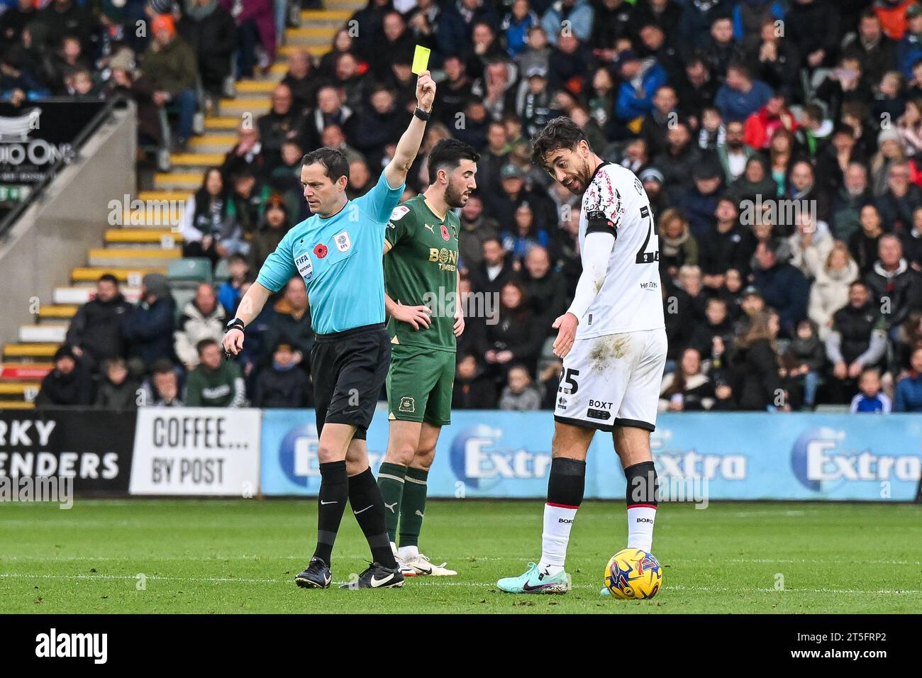Matt crooks yellow card hi-res stock photography and images - Alamy