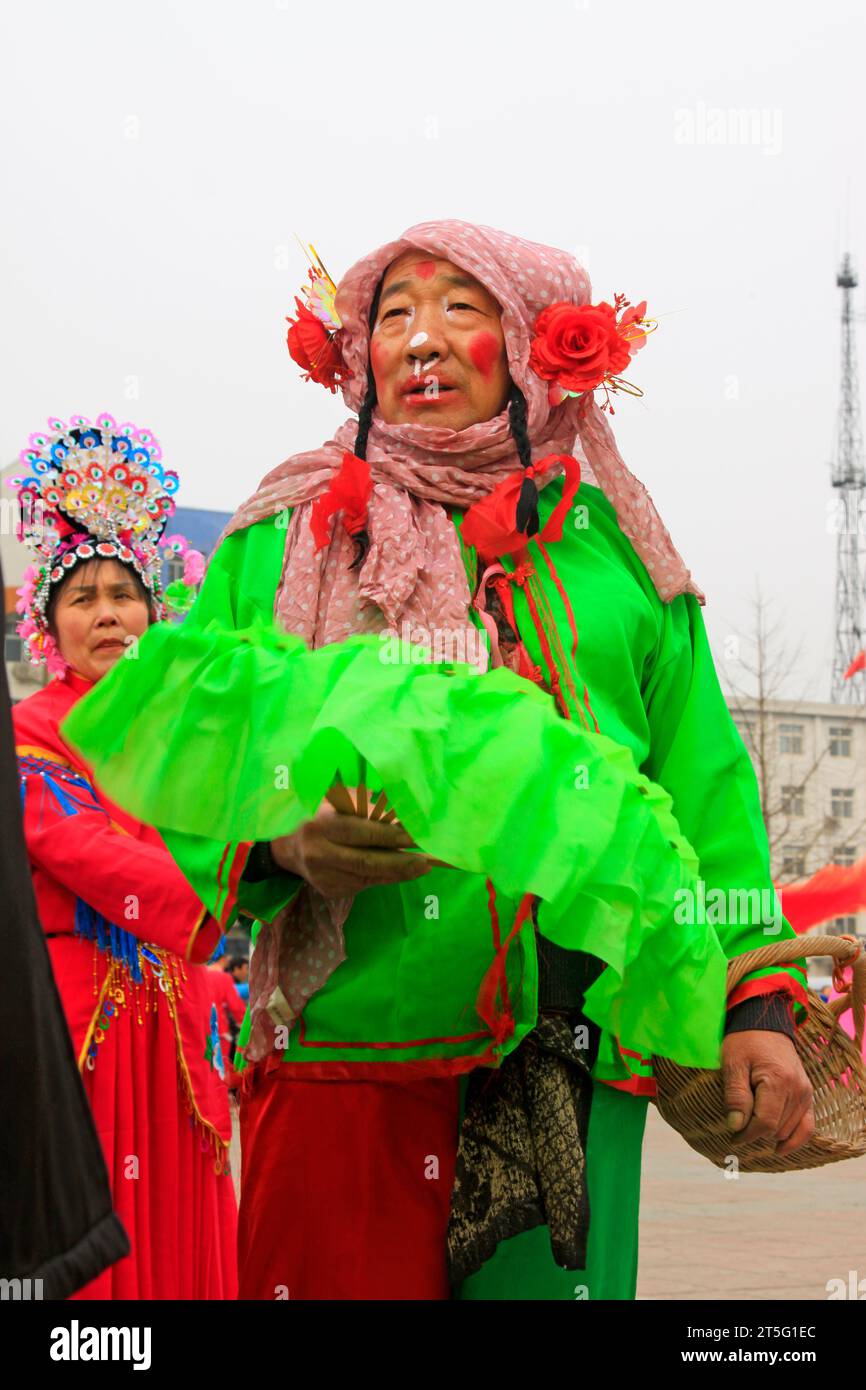 LUANNAN COUNTY - FEBRUARY 7: Buffoon wearing colorful clothes ...