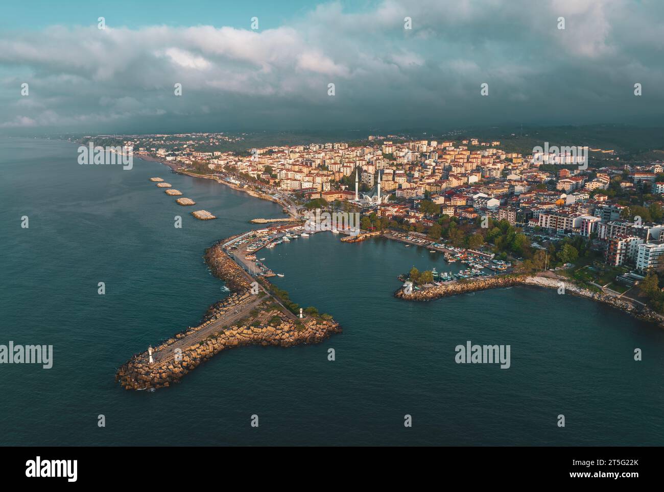 Akcakoca Town coastal view in Duzce Province Stock Photo - Alamy