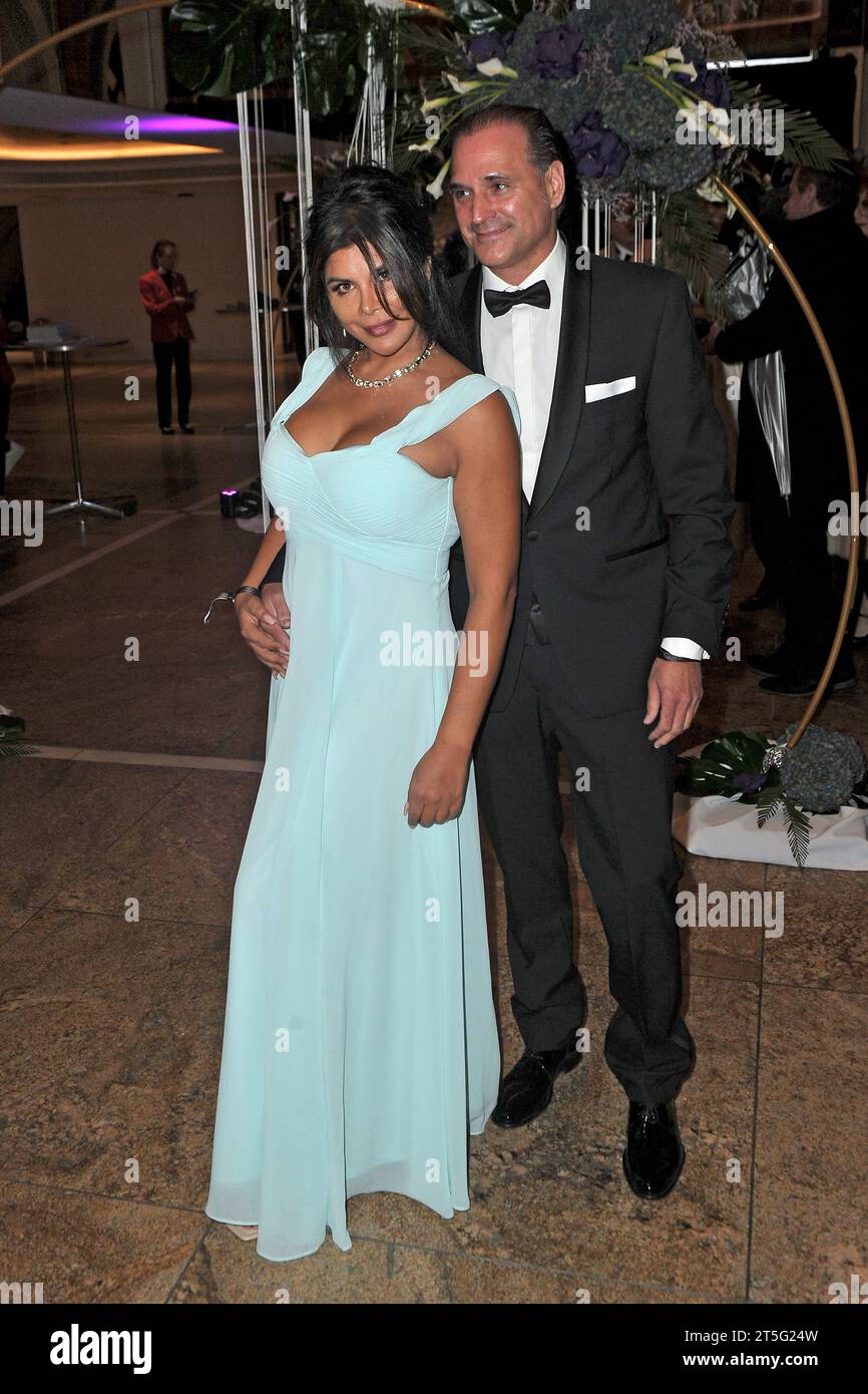 Deutscher Sportpresseball 2023. Indira Weis und Andreas Maus anläßlich ...