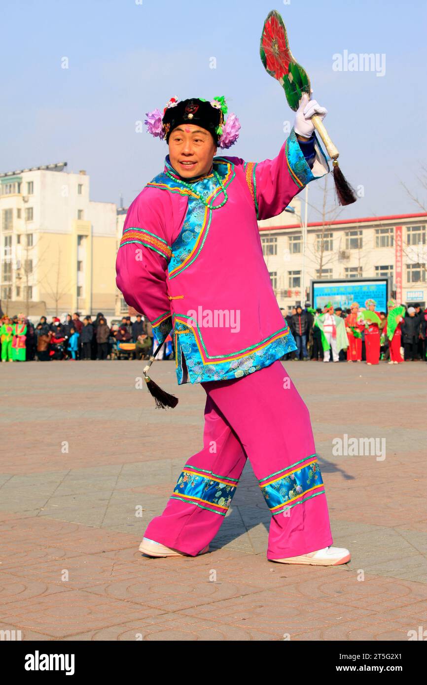 LUANNAN COUNTY - FEBRUARY 11: Buffoon wearing colorful clothes ...
