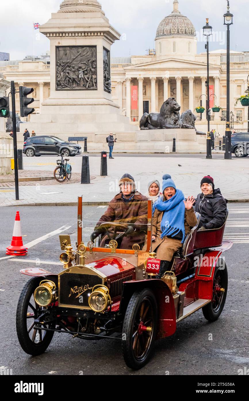 London, UK. 5th Nov, 2023. A Napier Passing through Trafalgar Square ...
