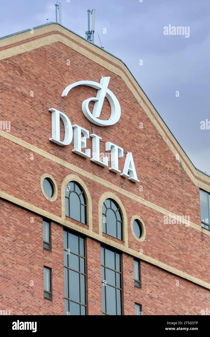 Delta logo hi-res stock photography and images - Alamy