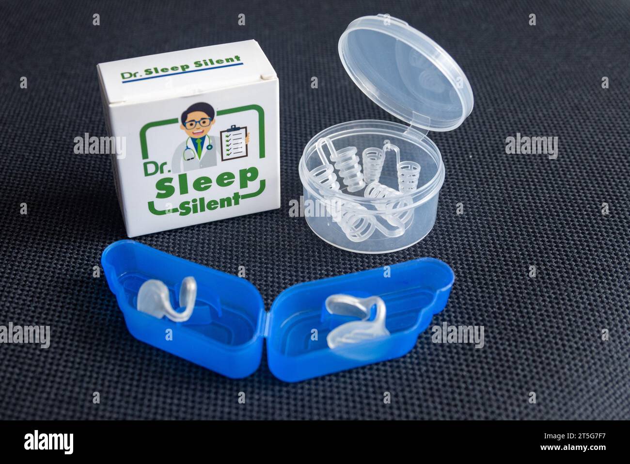Photo of nose spreaders plus package: silicone tubes and magnetic ...
