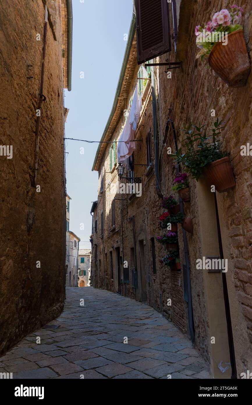 Iconic italian town hi-res stock photography and images - Alamy