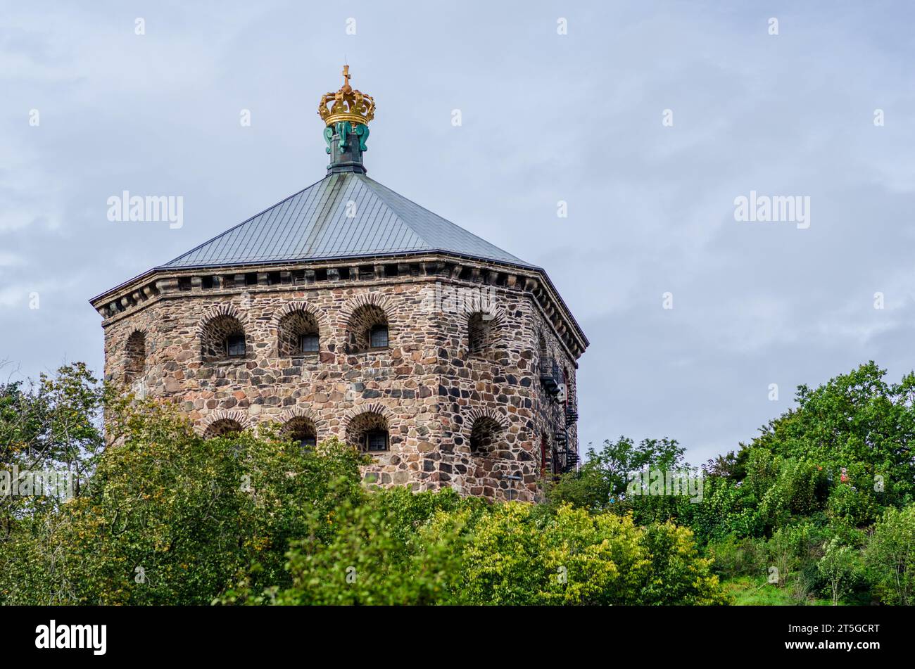 The crown sconce hi-res stock photography and images - Alamy