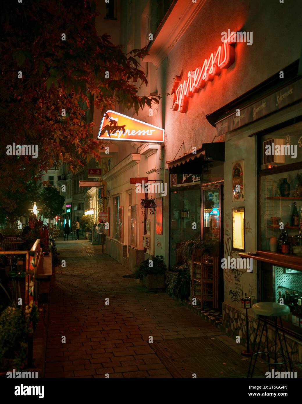 Antique neon signs hi-res stock photography and images - Alamy