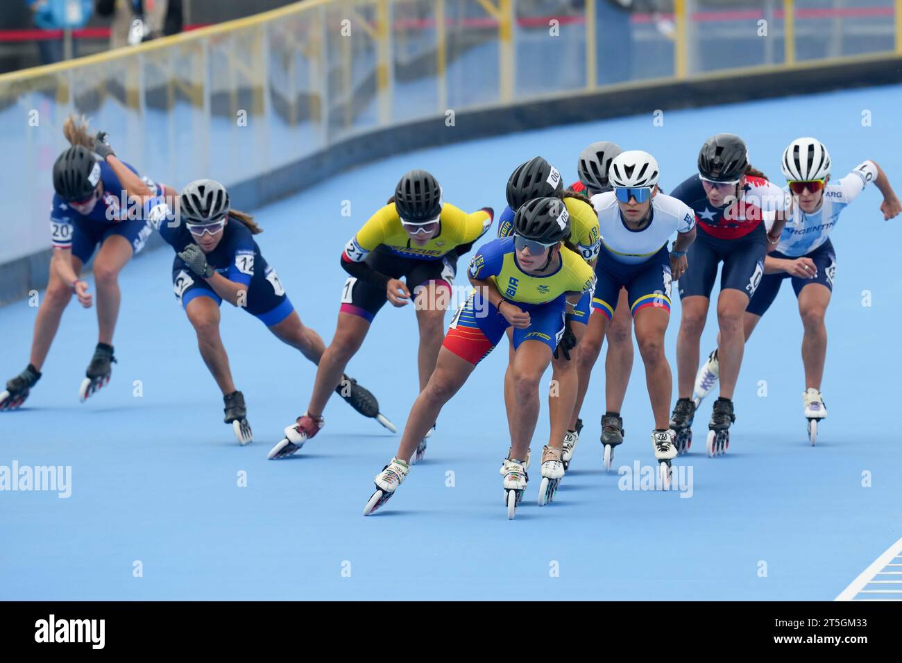 Colombia's Gabriela Rueda, center, competes in the women's speed ...
