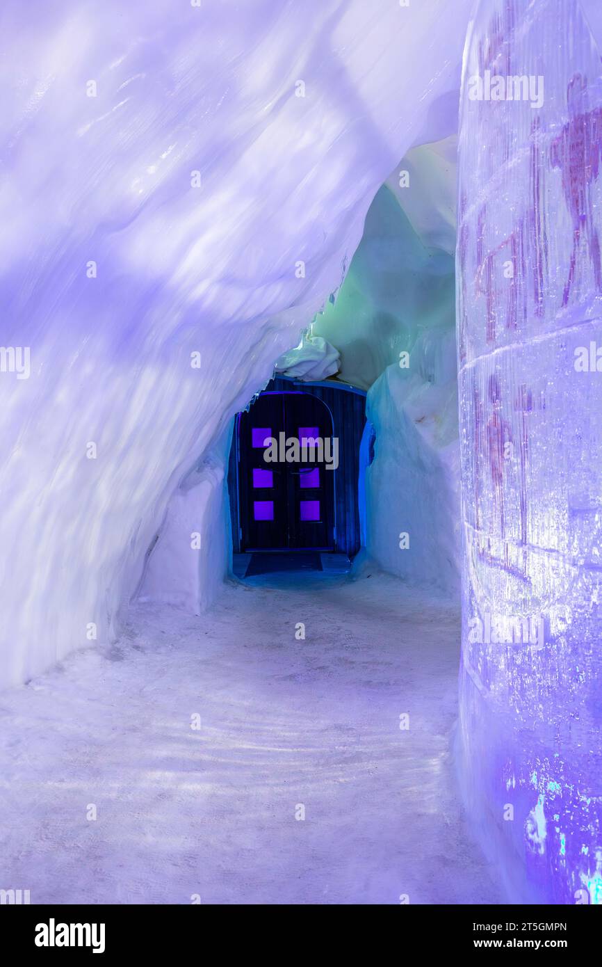 Kirkenes icehotel hi-res stock photography and images - Alamy
