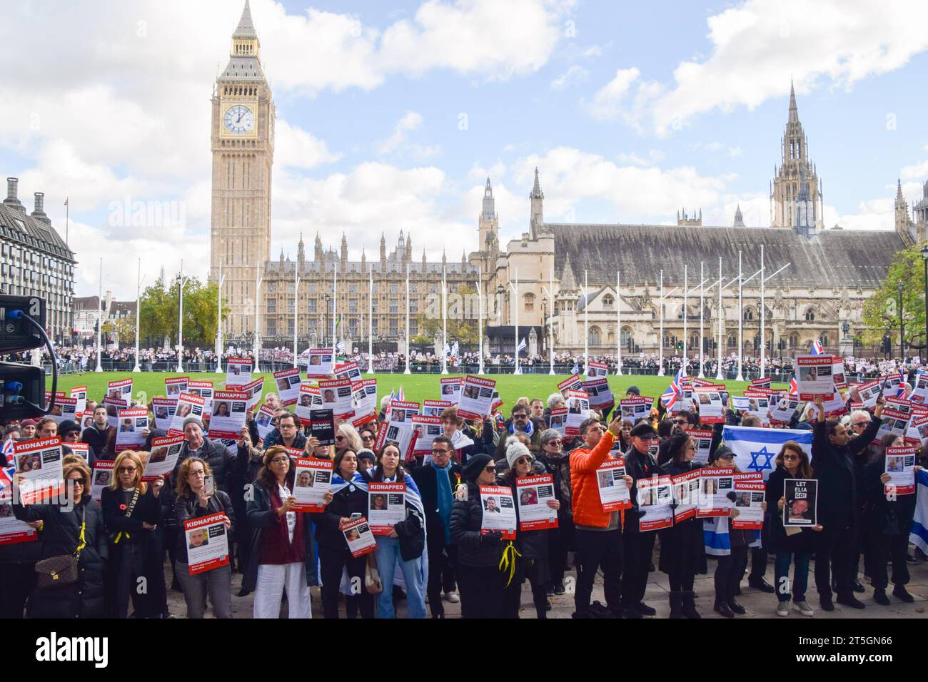 Human chain around parliament hi-res stock photography and images - Alamy