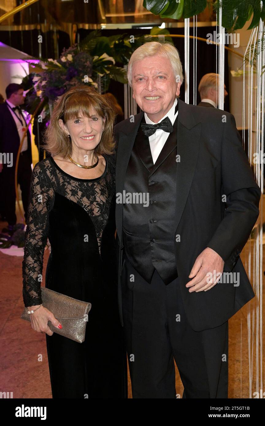 Volker Bouffier mit Ehefrau Ursula Bouffier beim 41. Deutschen ...