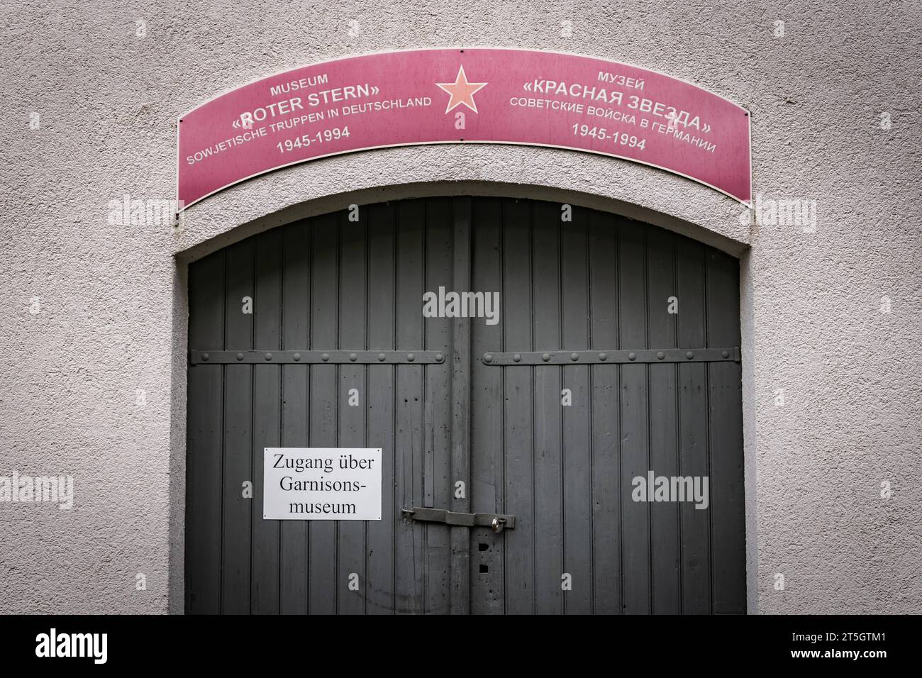 Bunker der armee hi-res stock photography and images - Alamy