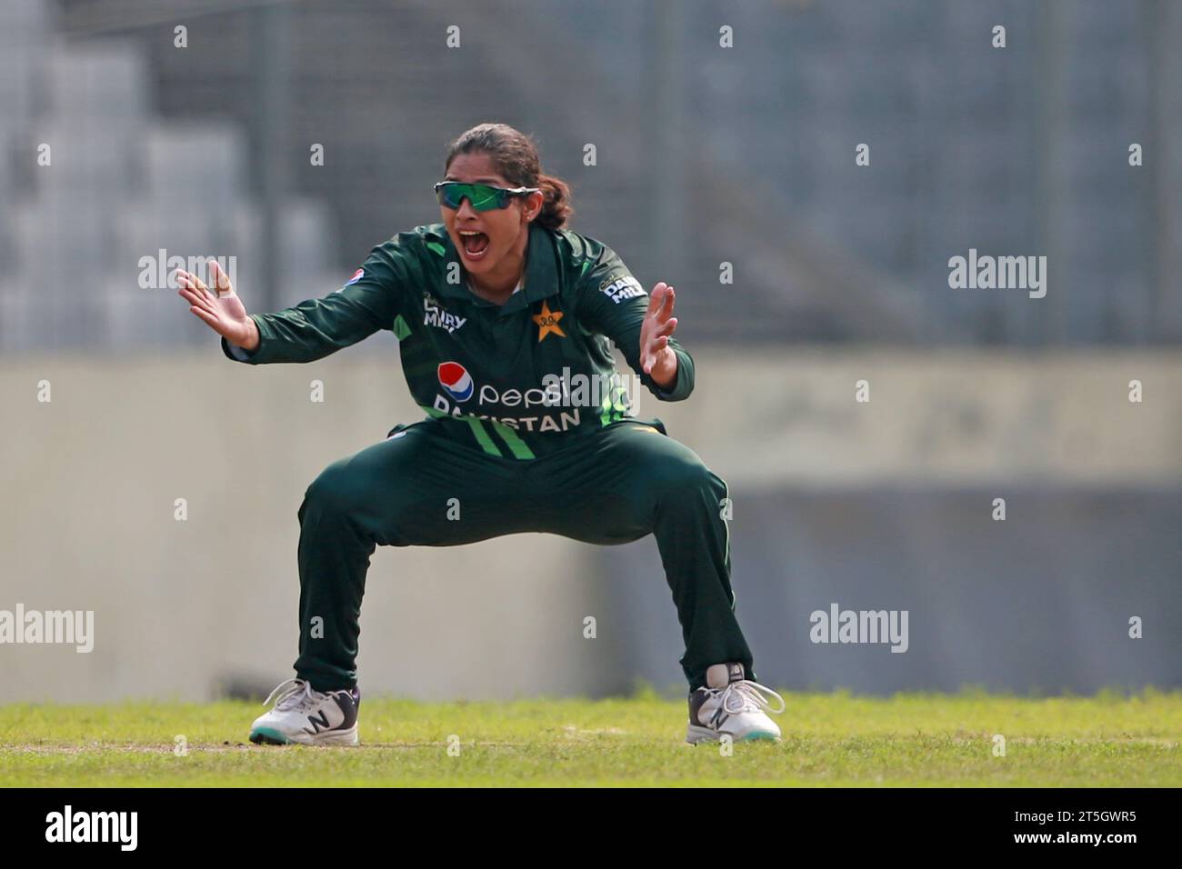 Pakistan Women’s Cricket Team spine bowler Sadia Iqbal successful uple ...
