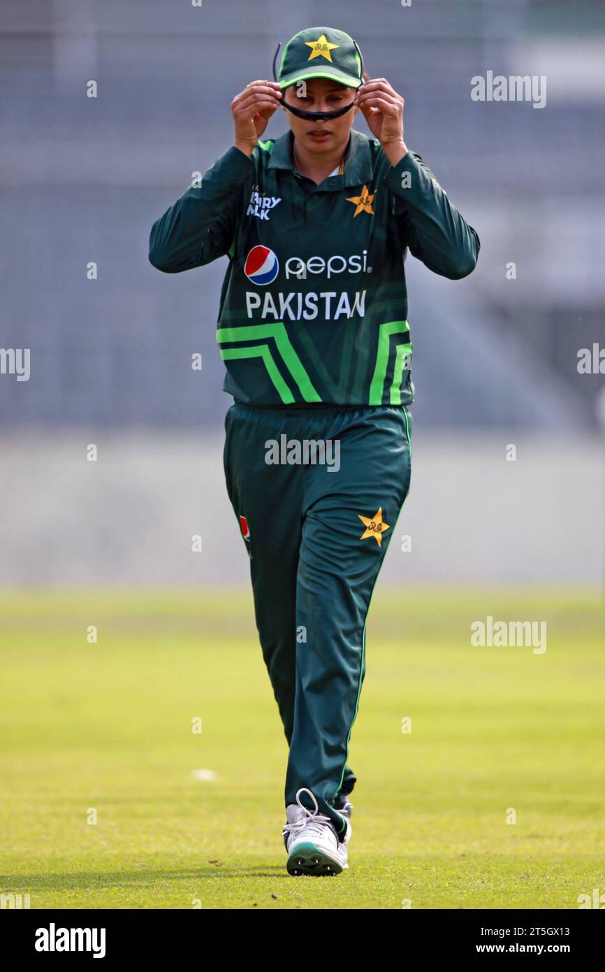 Pakistan Women’s Cricket Team spine bowler Sadia Iqbal gets four ...