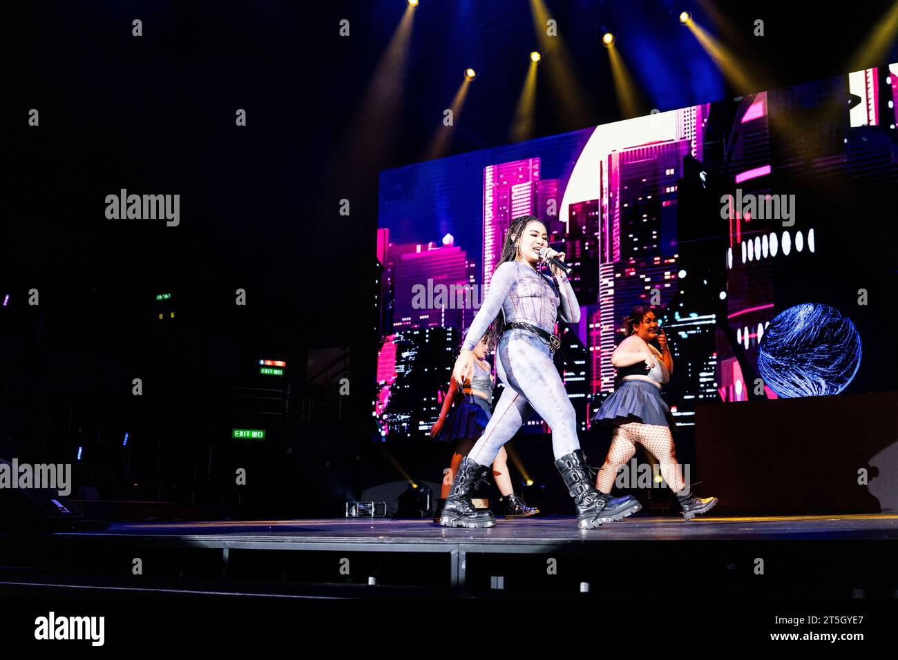 Hong Kong. 05th Nov, 2023. Thai artist Silvy Pavida Moriggi performs ...