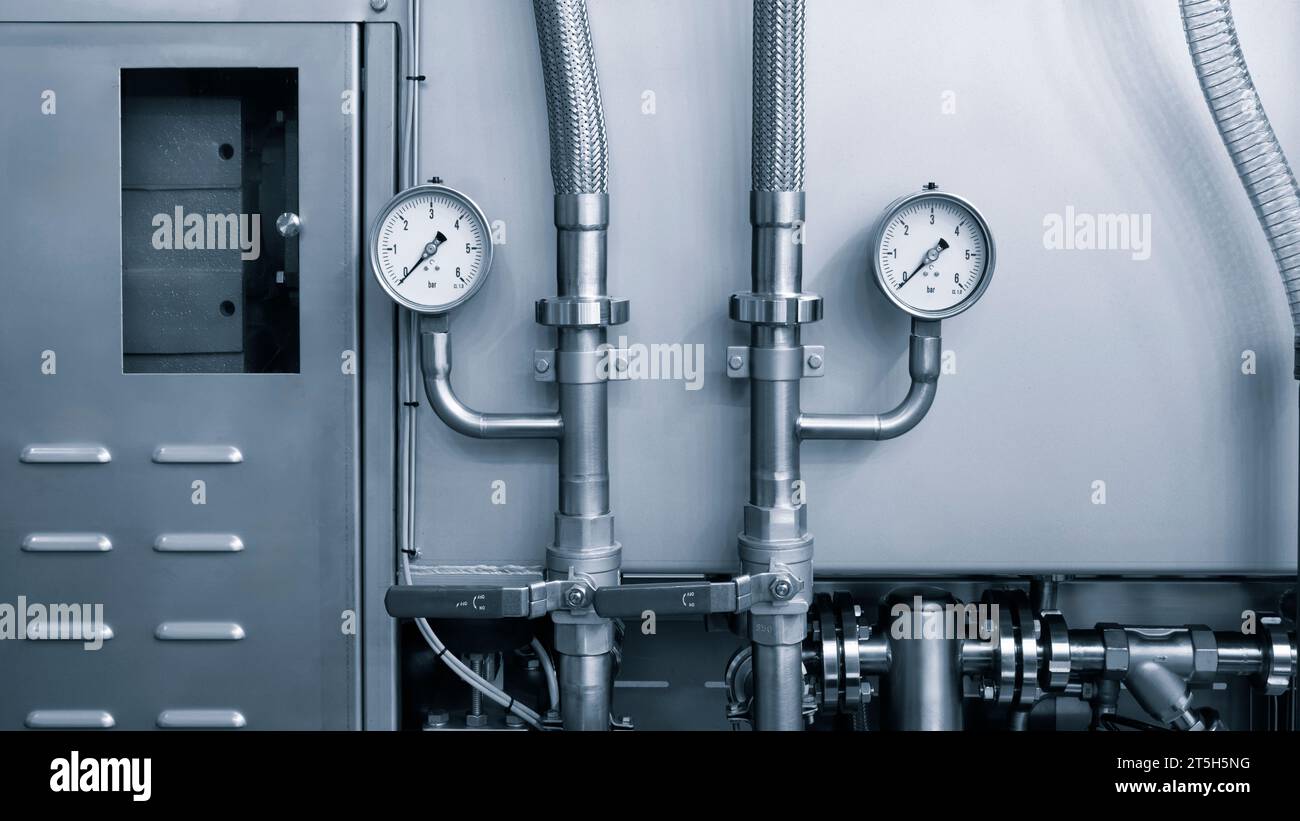 Pressure gauges mounted on the pipeline. Measuring instruments for ...