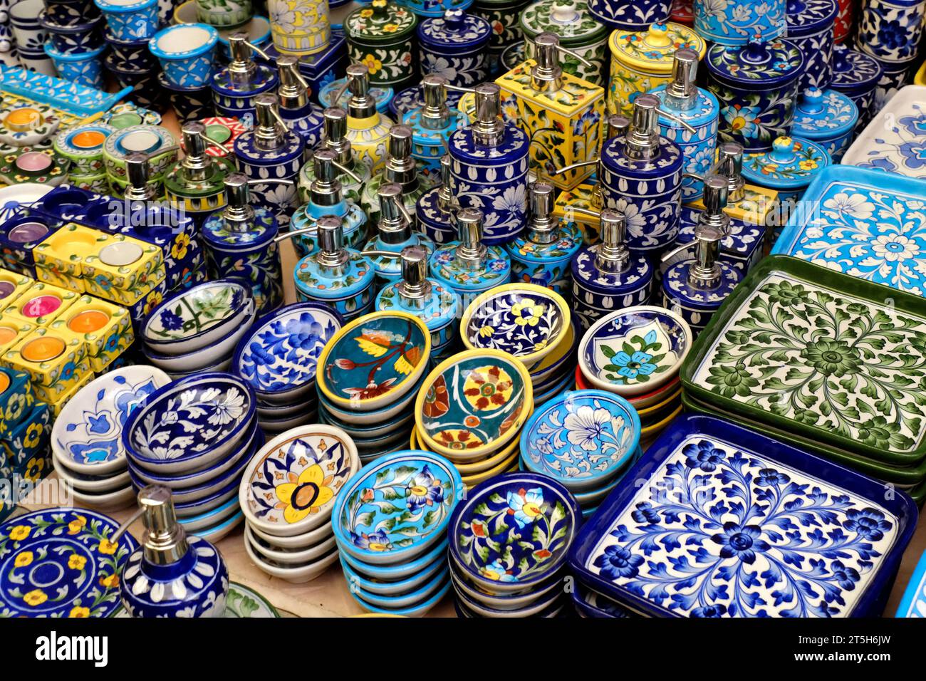 Handmade crockery and serve wares on the sale in the Pune, India ...