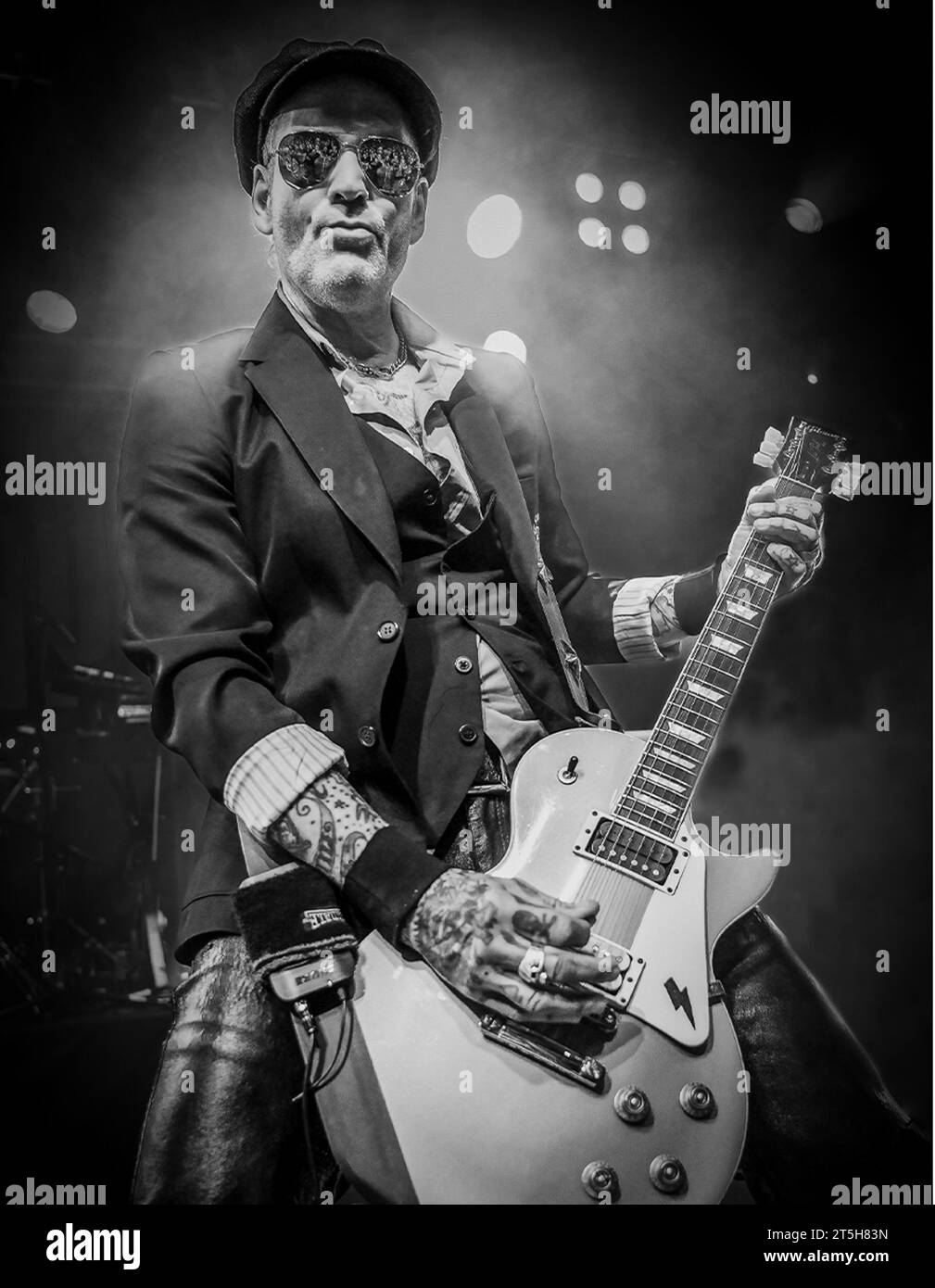 Mark yates terrorvisión hi-res stock photography and images - Alamy