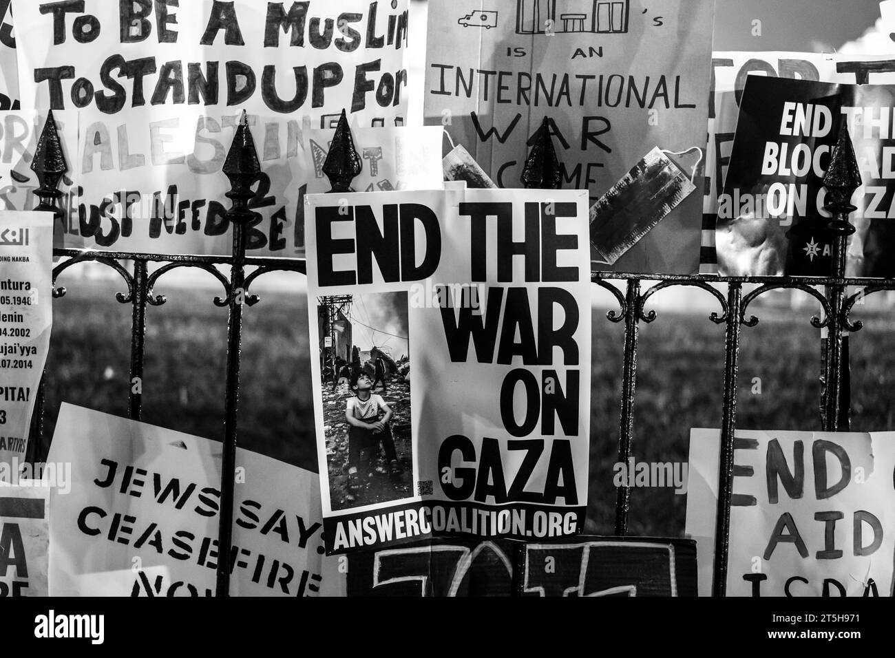 Protest stop israel war Black and White Stock Photos & Images - Alamy