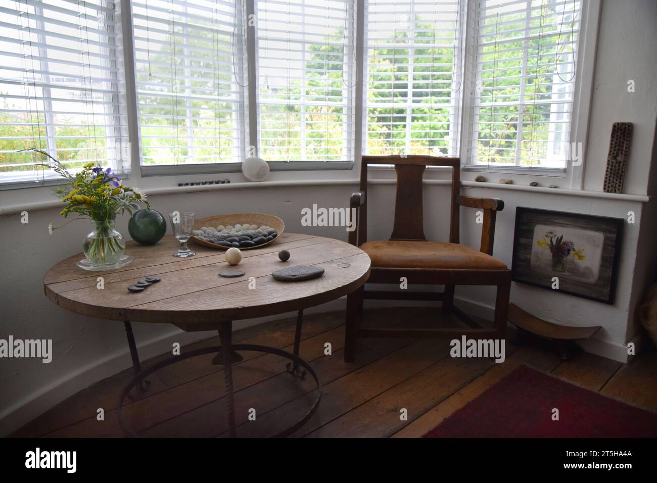 table ad chair, kettles yard, cambridge Stock Photo - Alamy