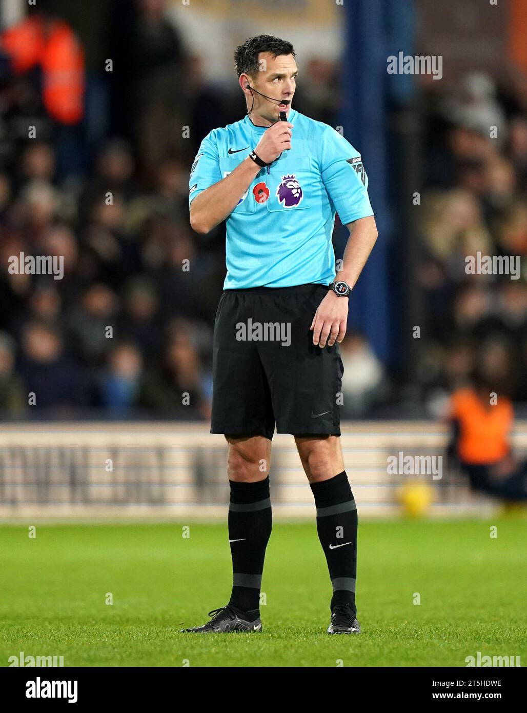 Soccer andrew madley hi-res stock photography and images - Alamy