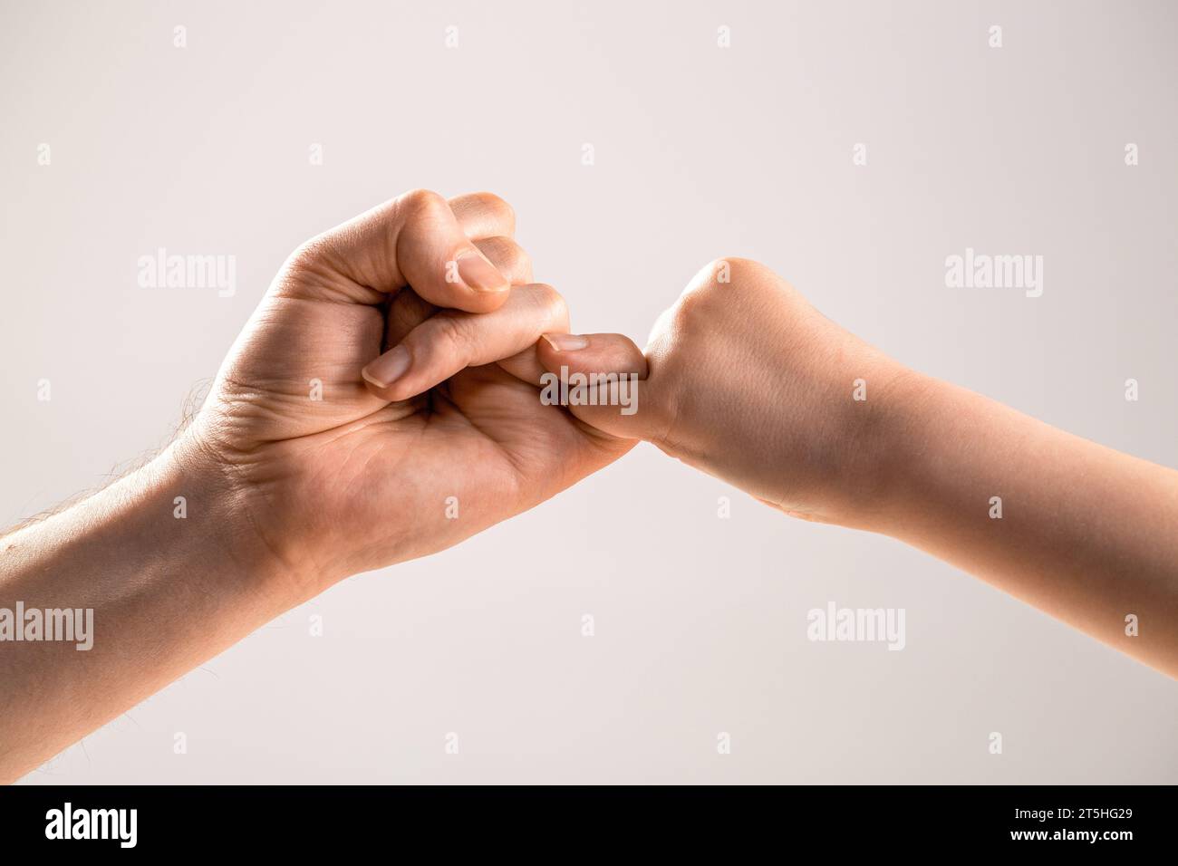 Daughter father reconciliation hi-res stock photography and images - Alamy