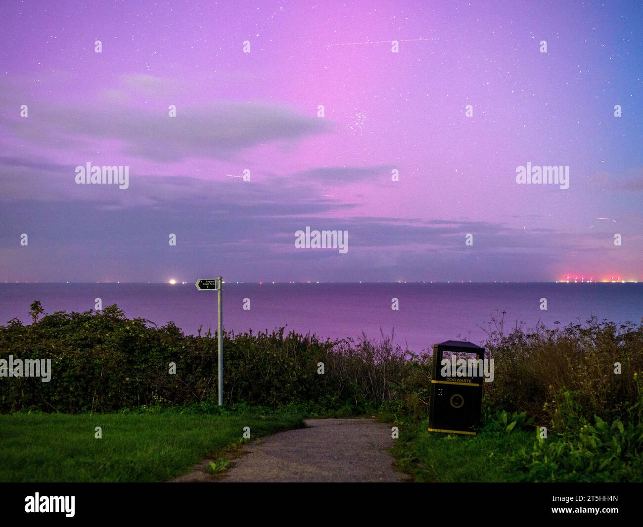 Minster on Sea, Kent, UK. 5th Nov, 2023. UK Weather: the northern ...