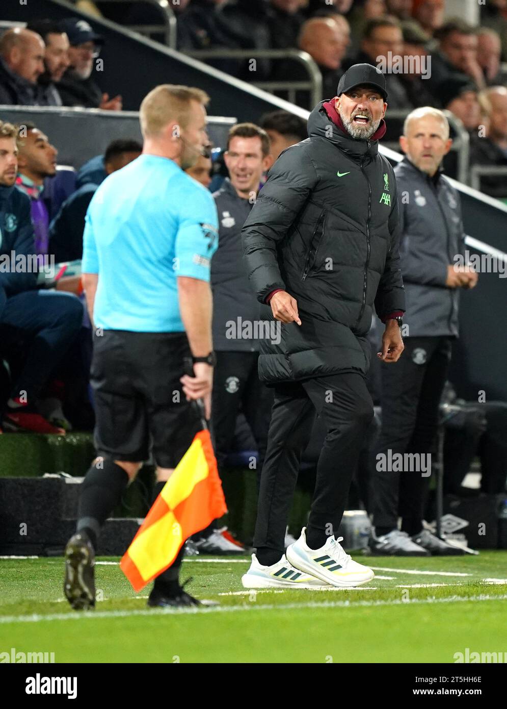 Liverpool luton november 2023 klopp hi-res stock photography and images ...