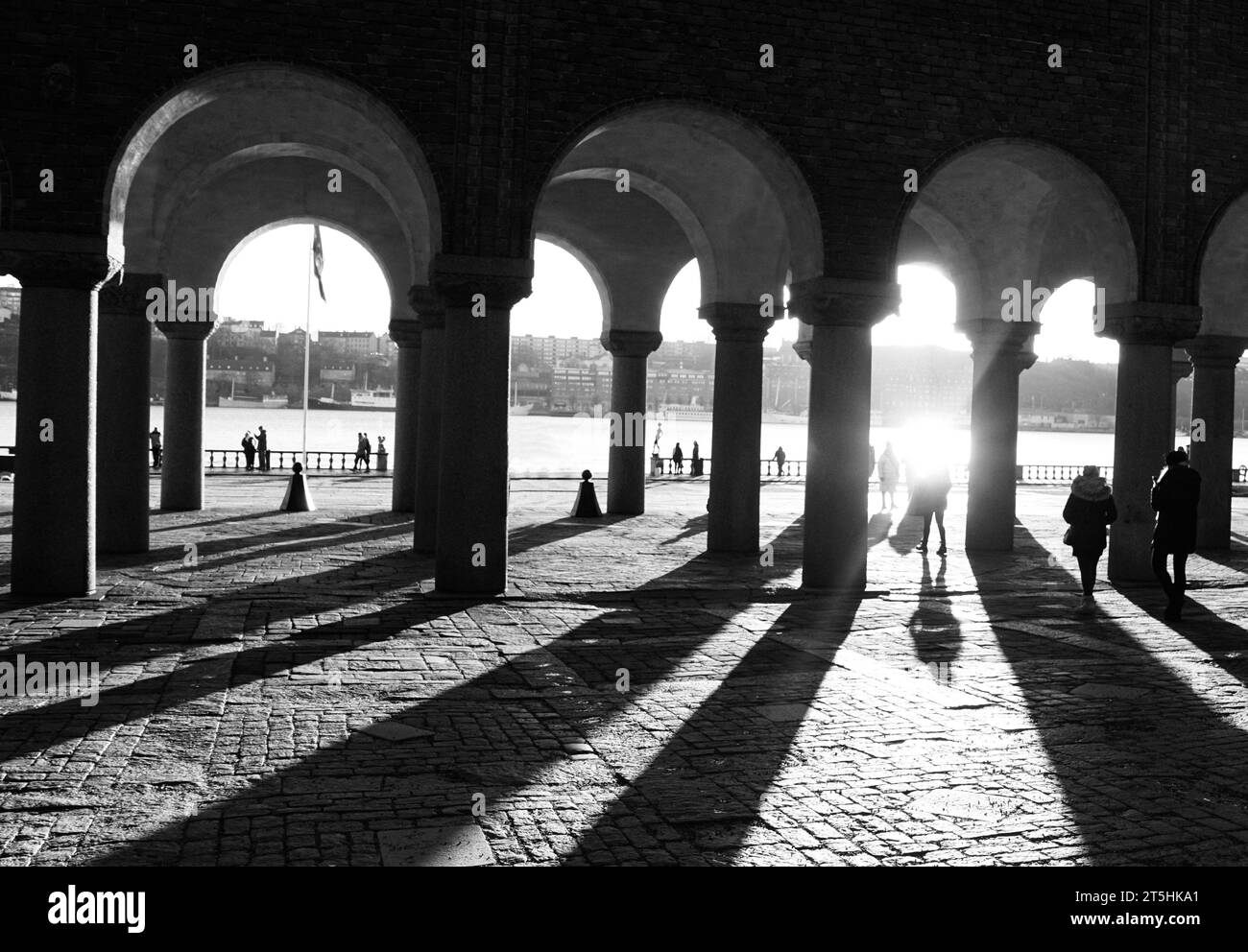 Arcade pillar pillars outdoor Black and White Stock Photos & Images - Alamy