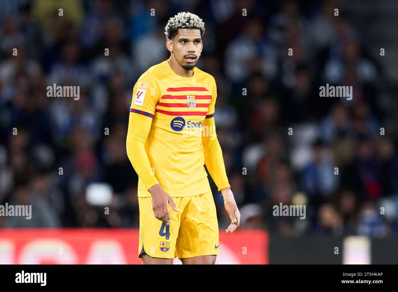 San Sebastian, Spain. 04th Nov, 2023. Ronald Araujo of FC Barcelona ...