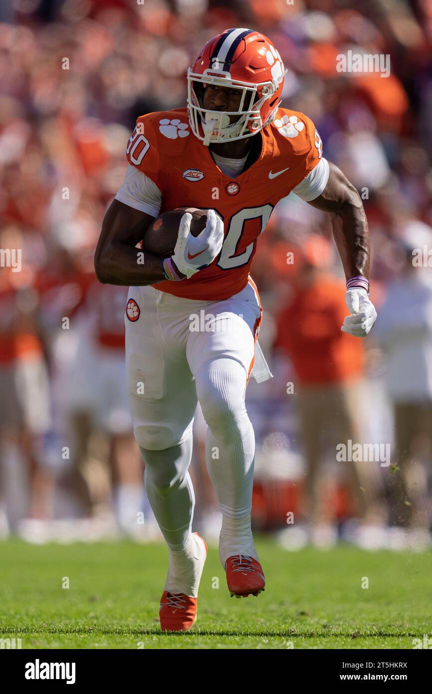 Clemson wide receiver Beaux Collins (80) plays against Notre Dame ...