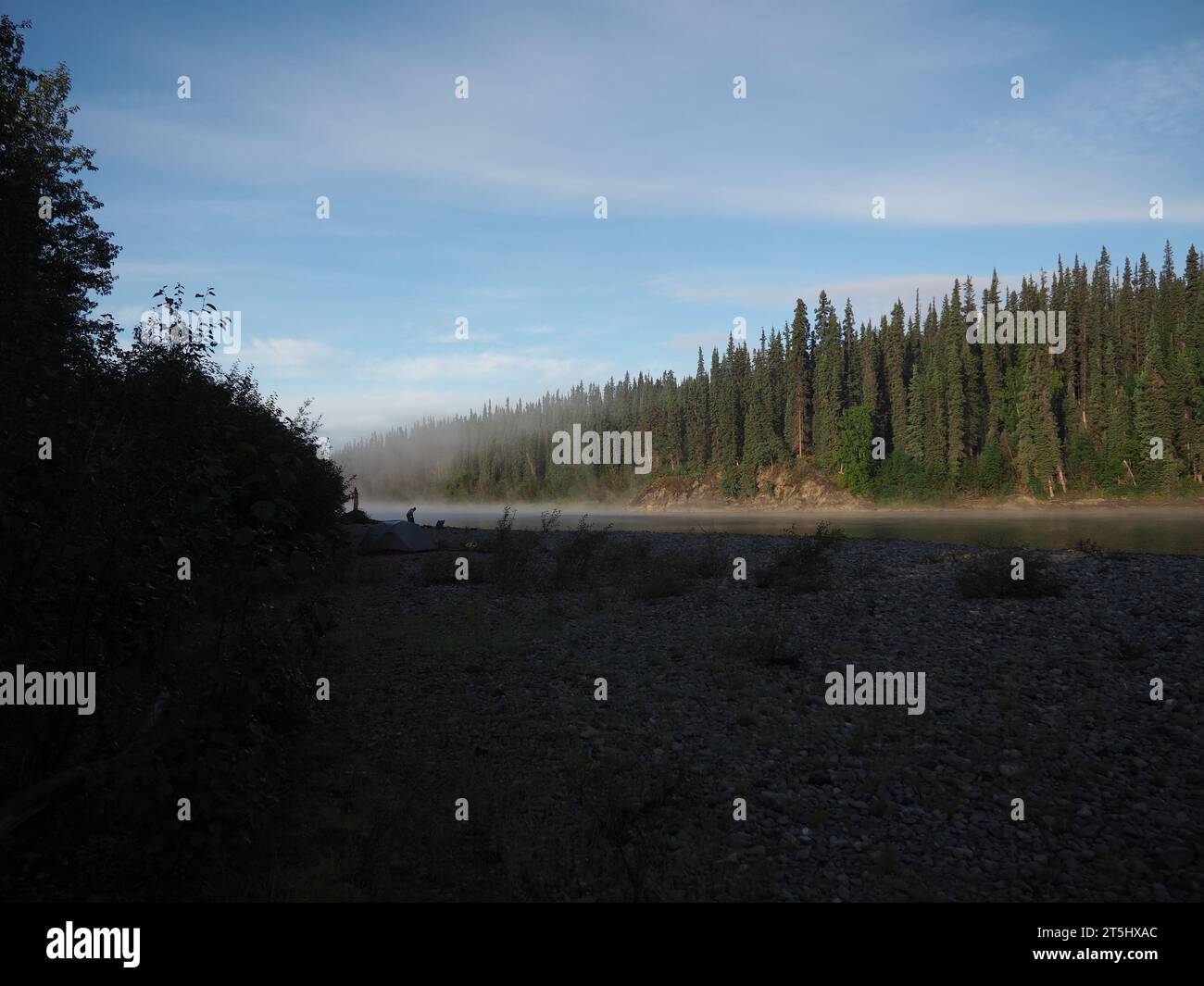Fog blue sky beach hi-res stock photography and images - Alamy