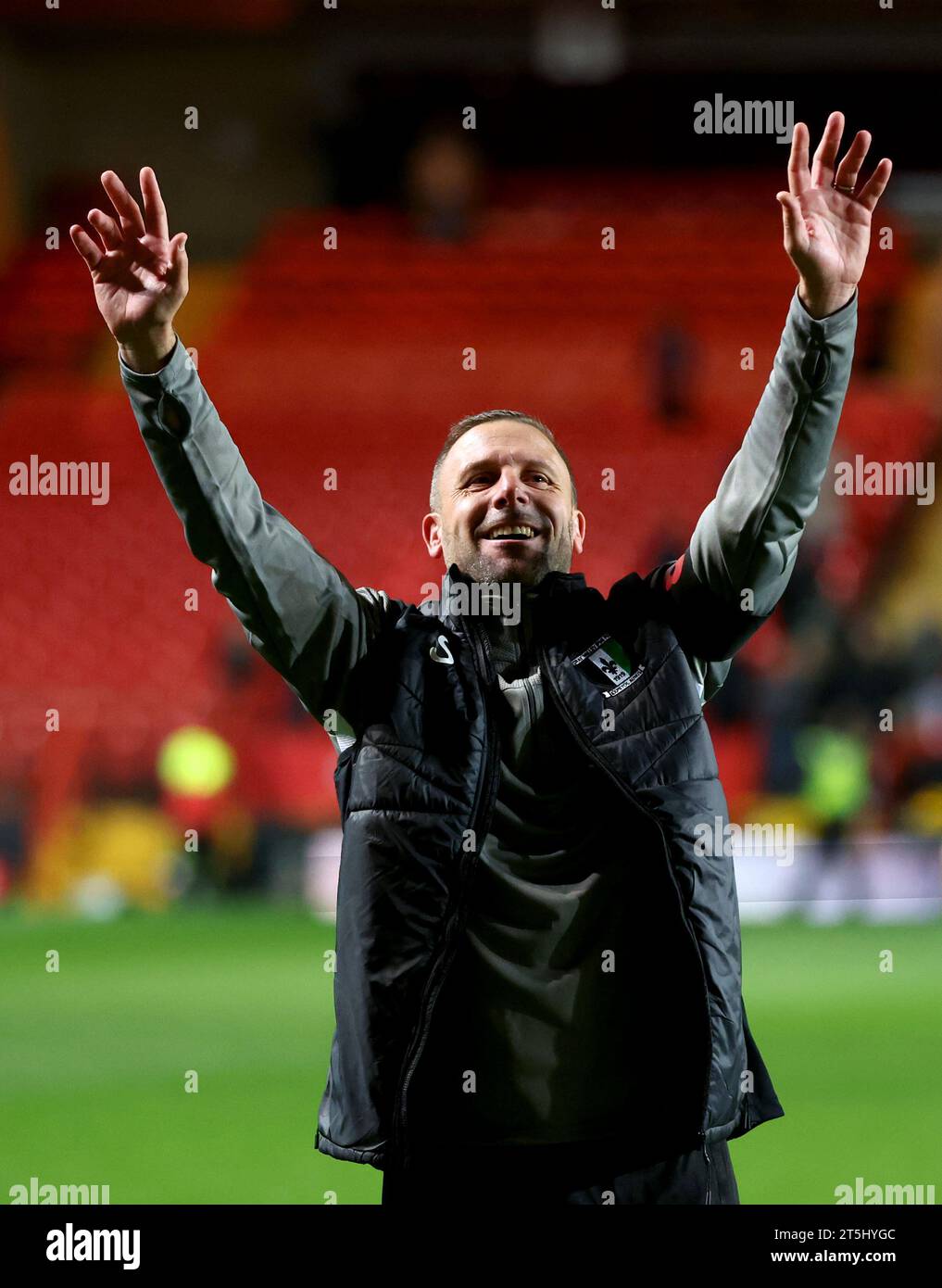Cray Valley manager Steve McKimm celebrates at the end of the Emirates ...