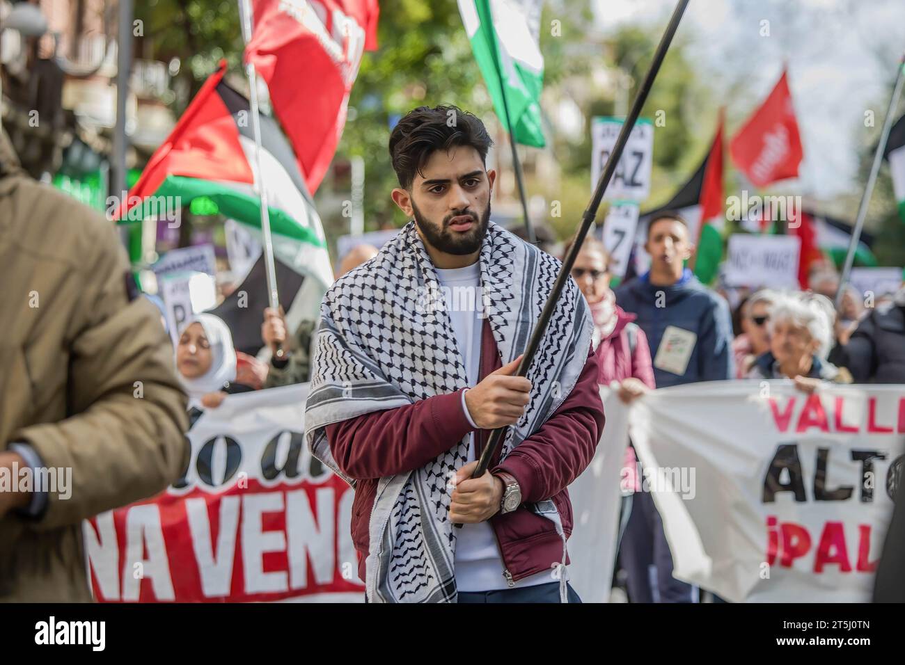 Madrid, Spain. 05th Nov, 2023. A pro-Palestinian young man reacts ...