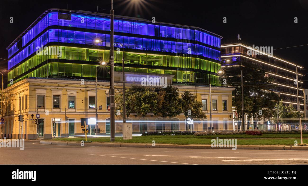 Metro plaza et Nordic hotel forum Stock Photo - Alamy