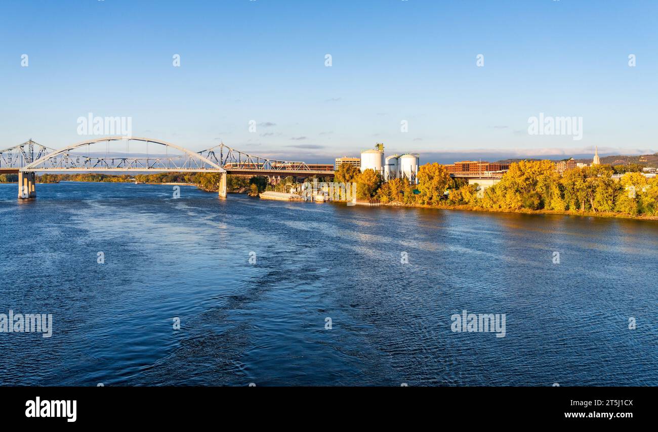 Panorama of the Mississippi River and Purple Heart Memorial Highway in ...