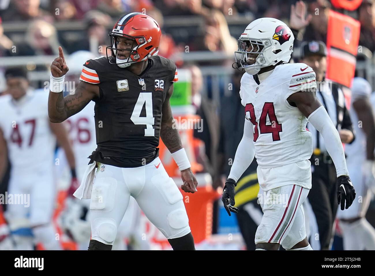 Cleveland Browns quarterback Deshaun Watson (4) gestures next to ...