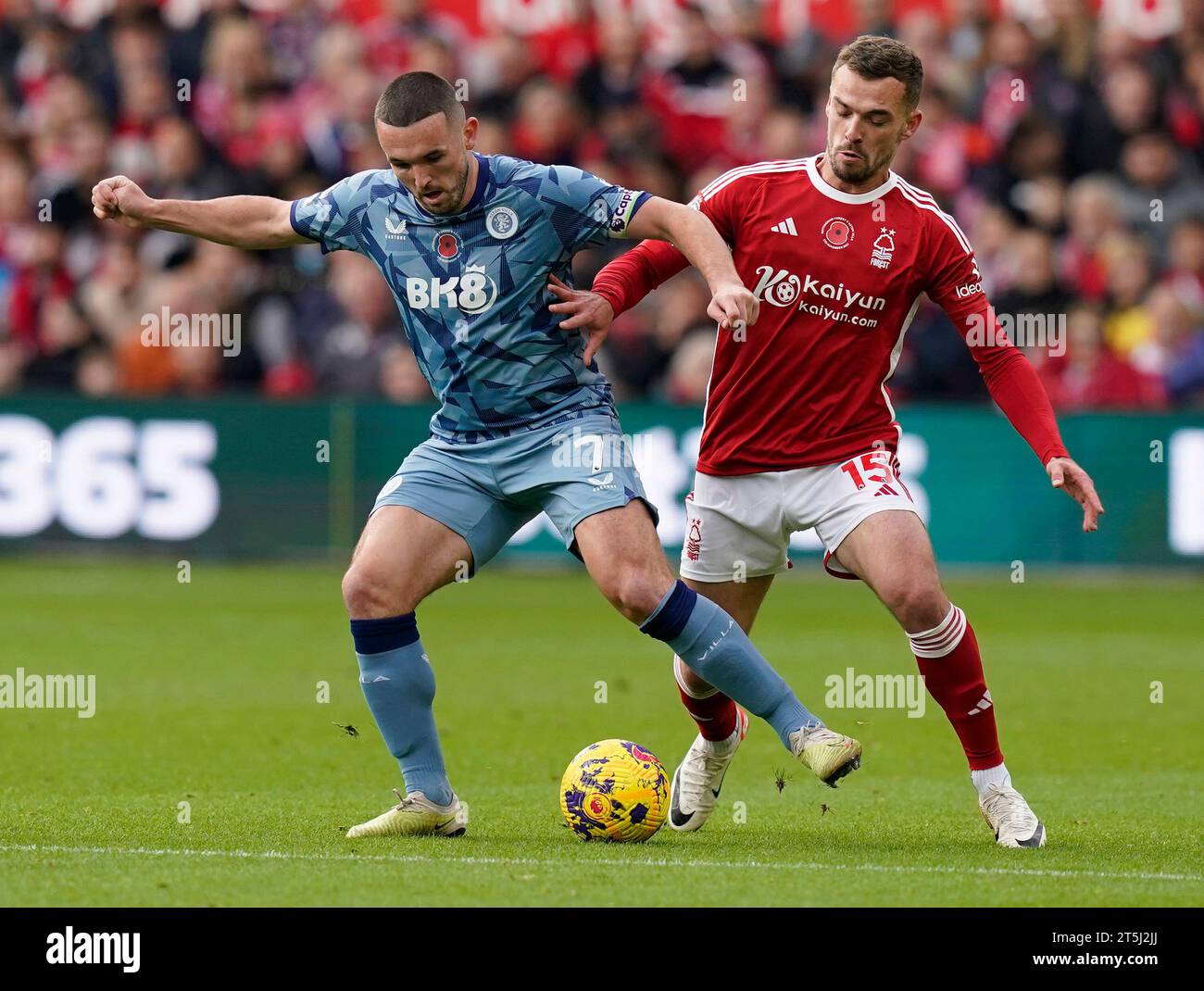 Nottingham, UK. 5th Nov, 2023. John McGinn of Aston Villa (L) is ...