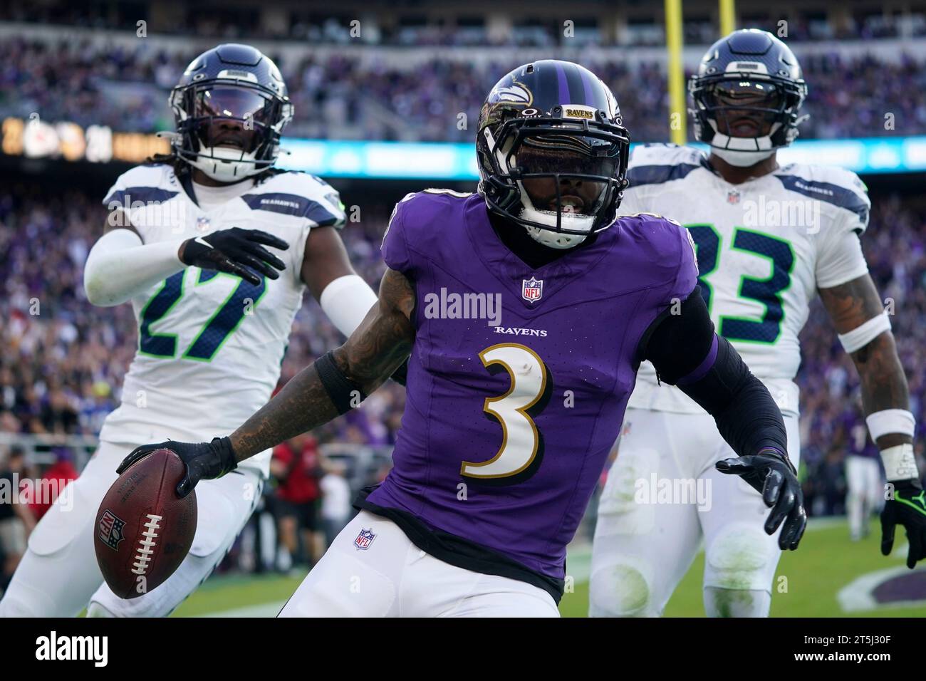 Baltimore Ravens wide receiver Odell Beckham Jr. (3) celebrates after ...