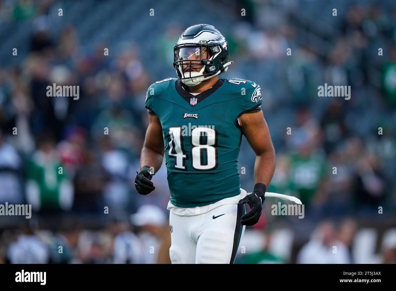 Philadelphia Eagles linebacker Patrick Johnson (48) warms up before an ...