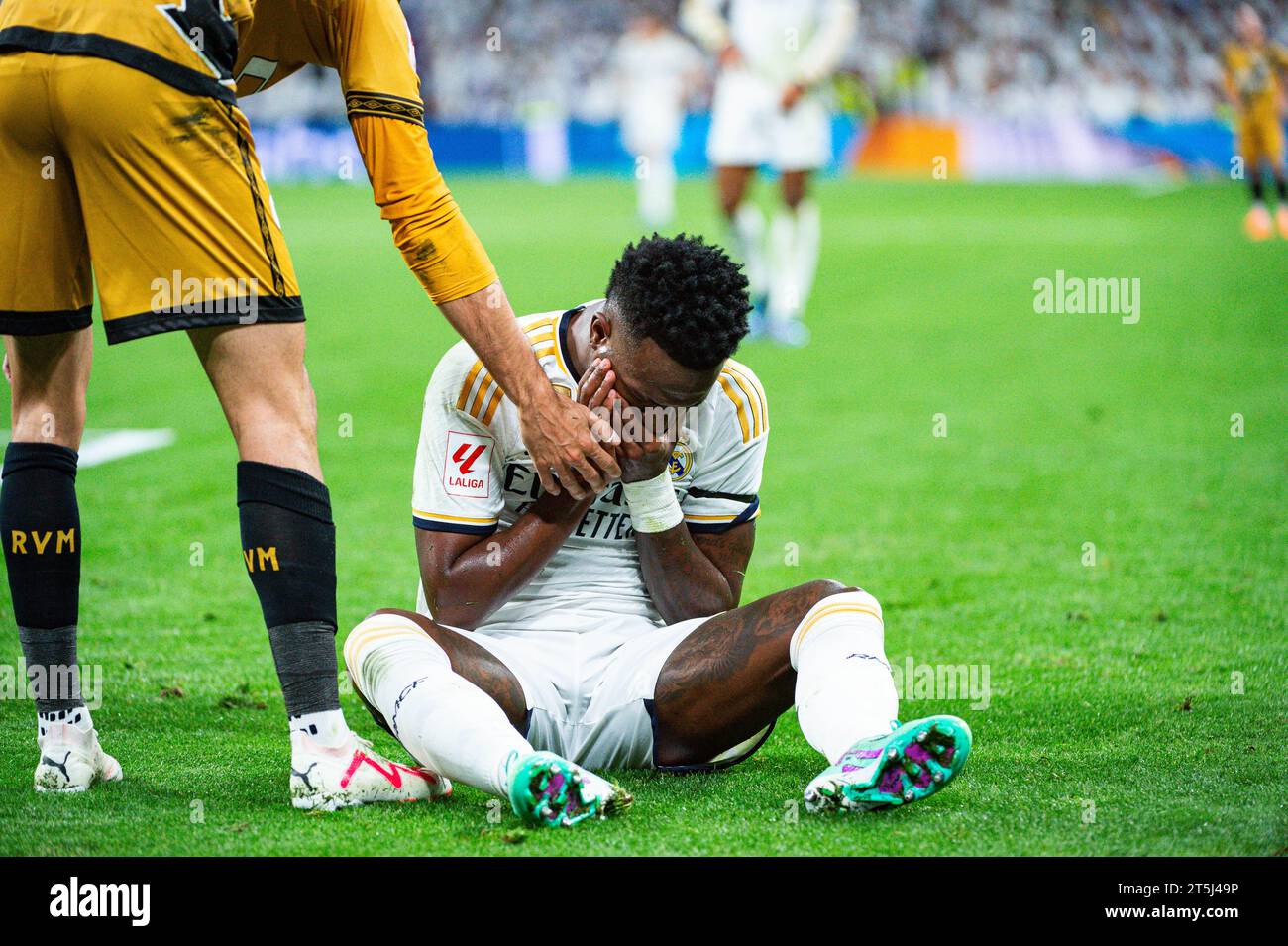 Madrid, Madrid, Spain. 5th Nov, 2023. Vinicius Junior (Real Madrid) to ...