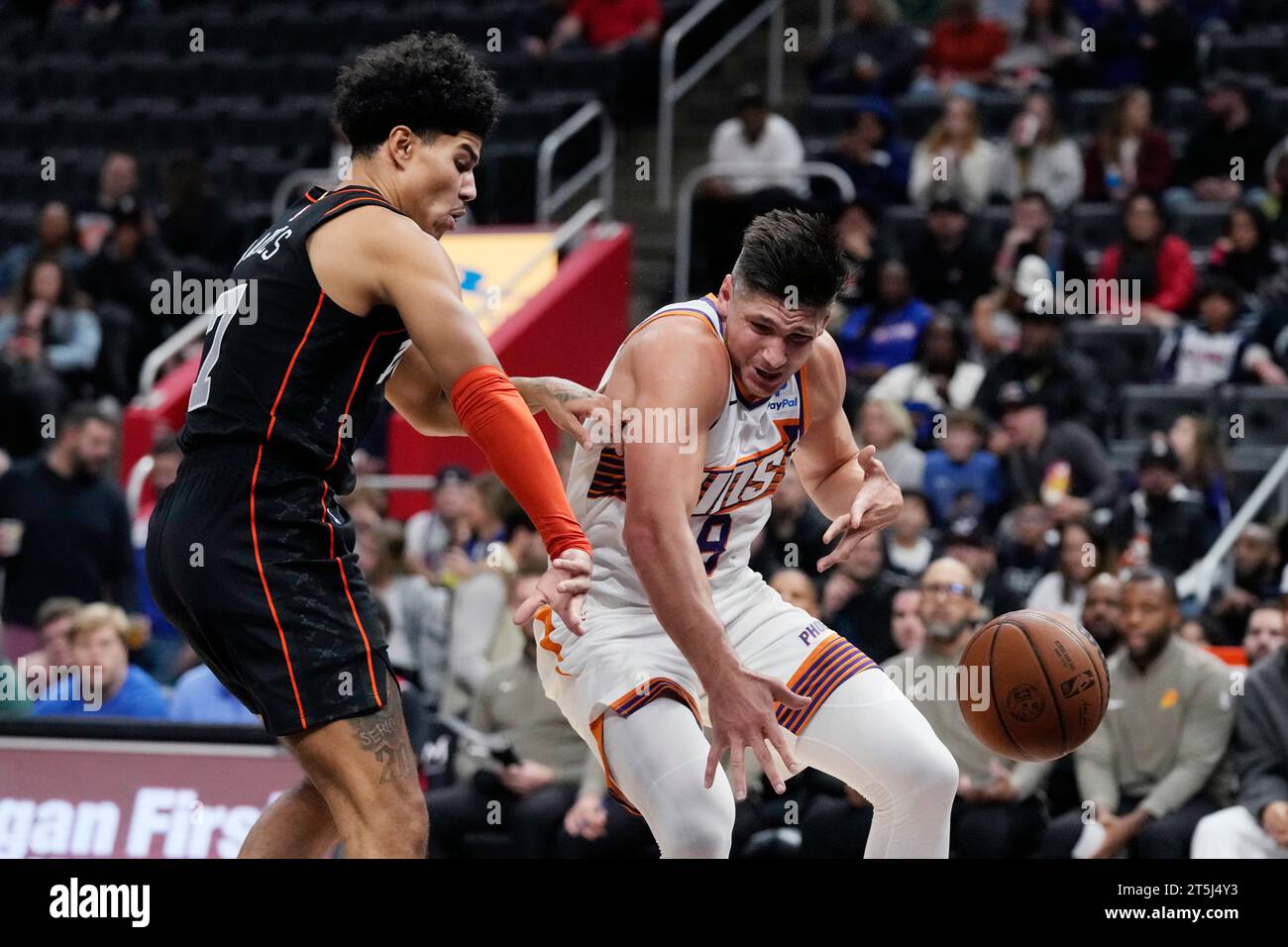 Detroit Pistons guard Killian Hayes (7) knocks the ball away form ...