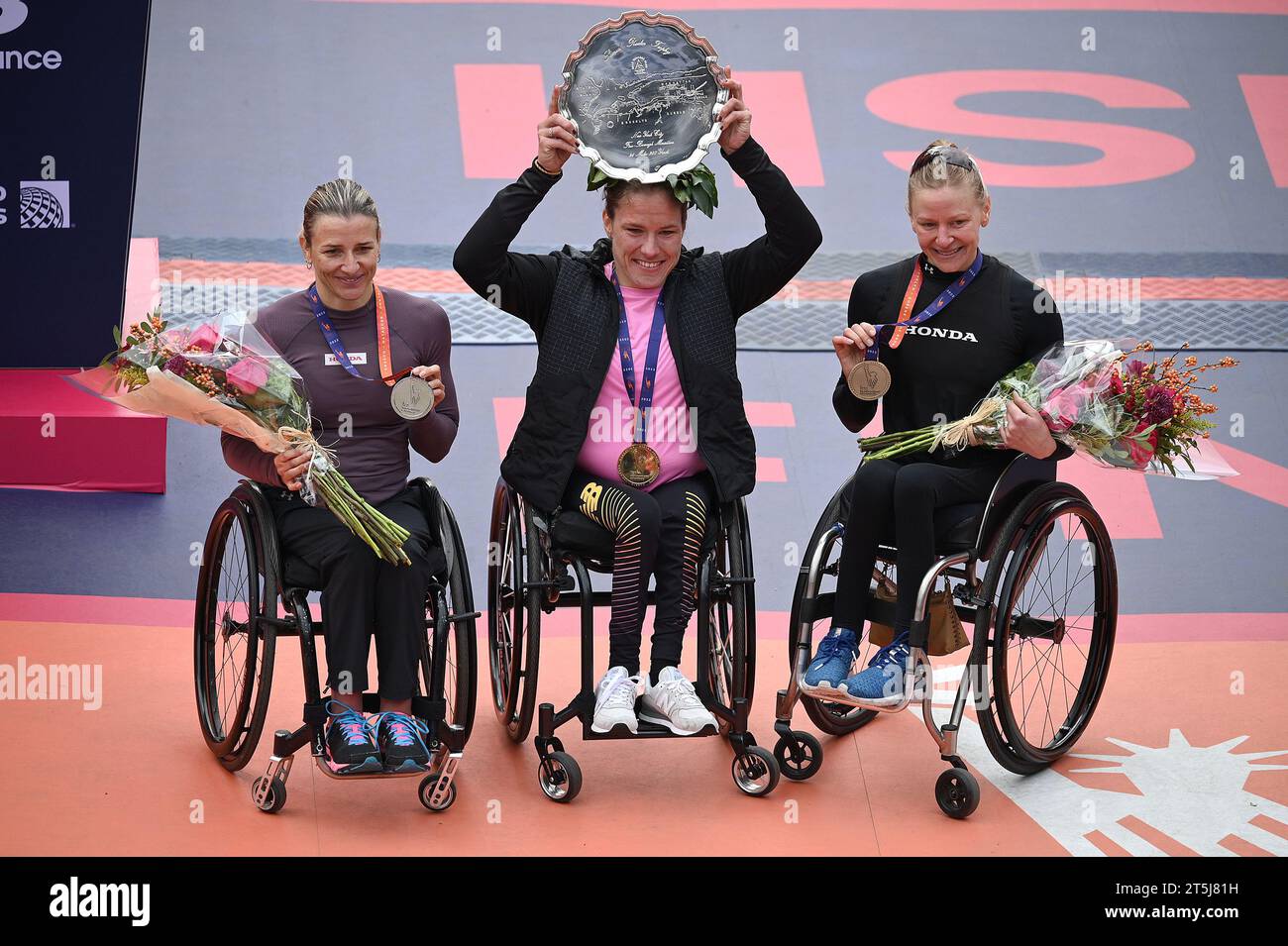 New York, USA. 05th Nov, 2023. Winners of TCS New York City marathon in ...