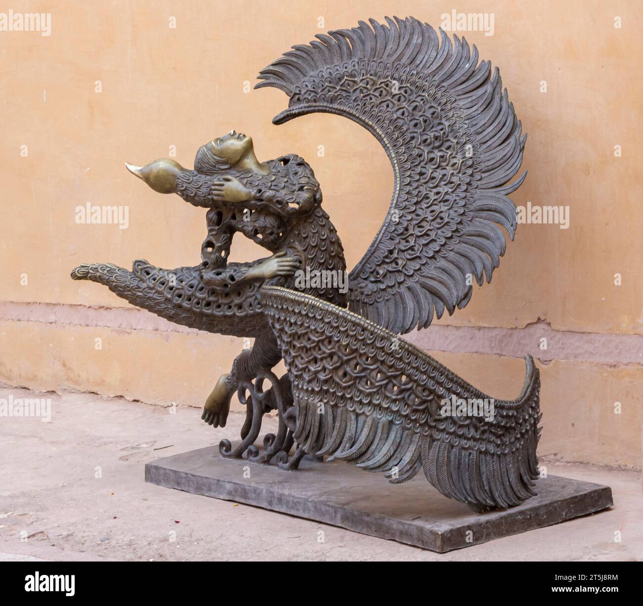 Golden Triangle. India - November 9th 2019 - Statue of bronze indian ...